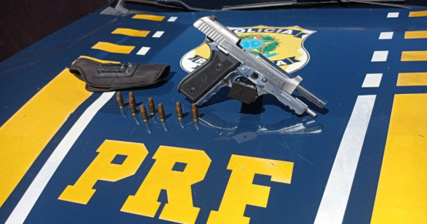 Caminhoneiro armado dirige em zigue-zague na BR-153 em Araguaína e ... Caminhoneiro armado dirige em zigue-zague na BR-153 em Araguaína e ...