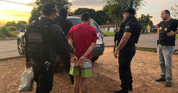 Pc Prende 15 Membros De Facção Suspeitos De Tráfico E Diversos