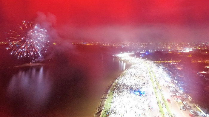Virada de Ano na Via Lago terá 14 minutos de queima de fogos e atrações ... Virada de Ano na Via Lago terá 14 minutos de queima de fogos e atrações ...